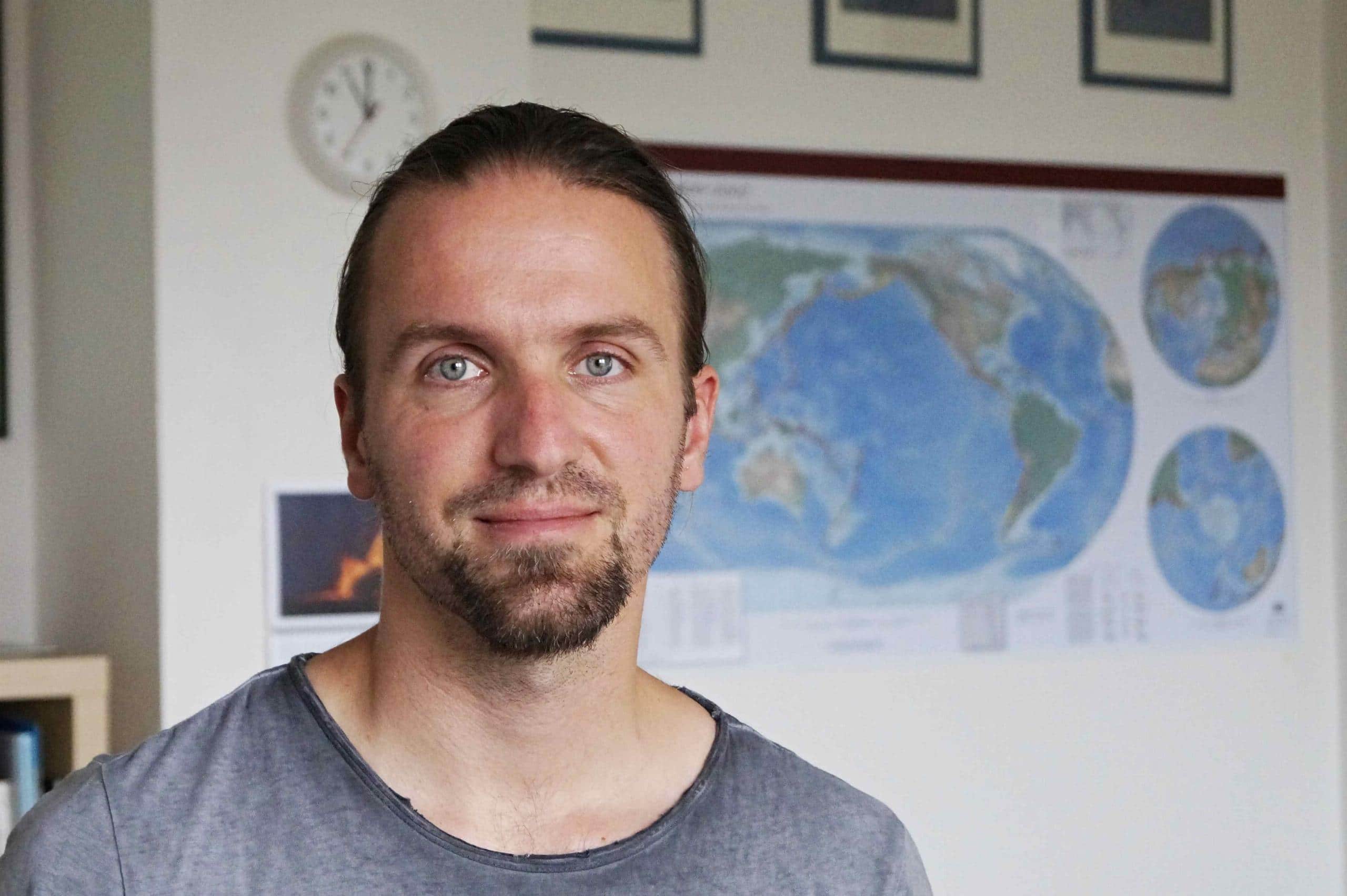 Christian Sippl - Geofyzikální ústav Akademie věd ČR, v.v.i.