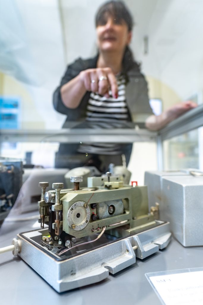 Geofyzikální muzeum Skalná - Geofyzikální ústav Akademie věd ČR, v.v.i.